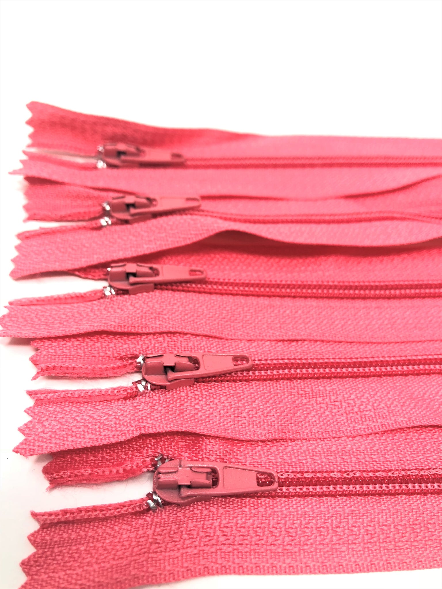 Premium All Zippers | Wholesale YKK, Riri, Lampo & More Bulk — ZipUpZipper