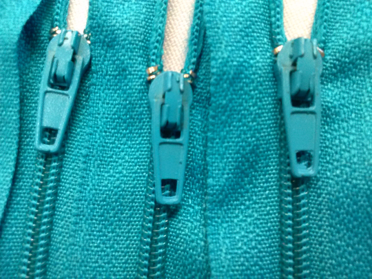 Teal #370 Generic Nylon Zippers 12-22 Inches #3 Coil Closed Bottom ...